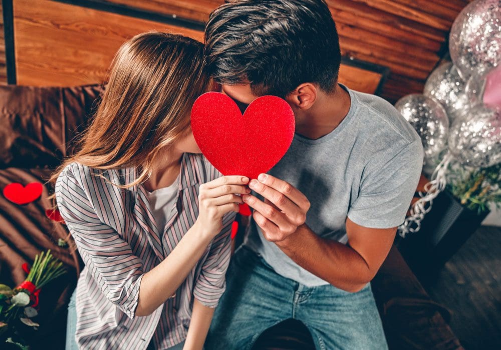 Frasi sull’amore universale (con immagini)