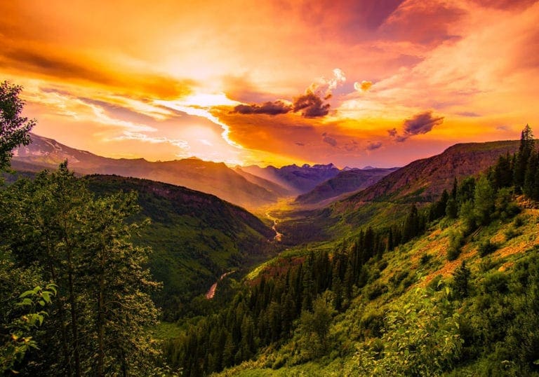 Frasi sulla luce e sul buio (in inglese e italiano)