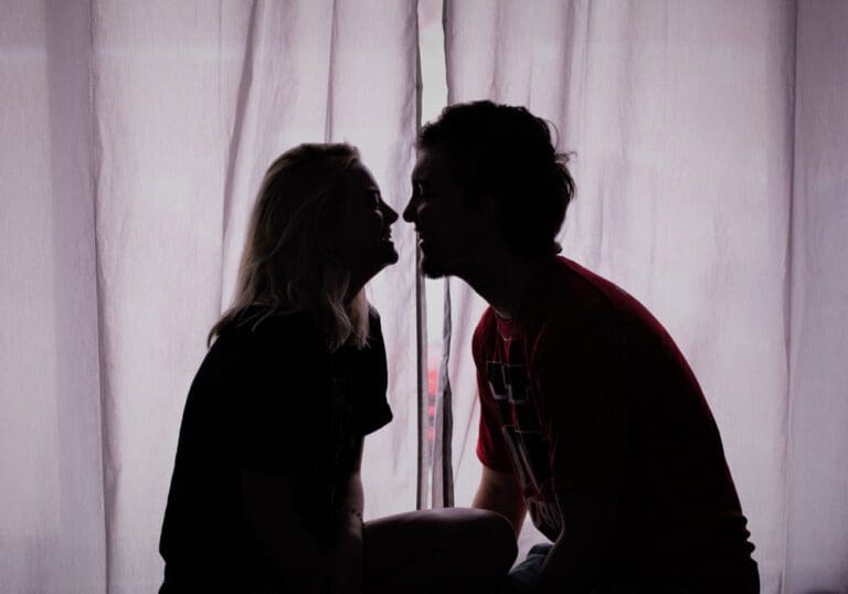 Frasi sullo stare insieme (con immagini)