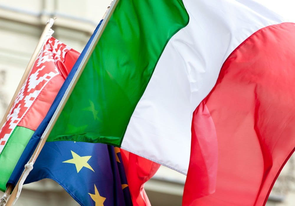 Frasi sulla Costituzione Italiana: le 25 più belle (con immagini)